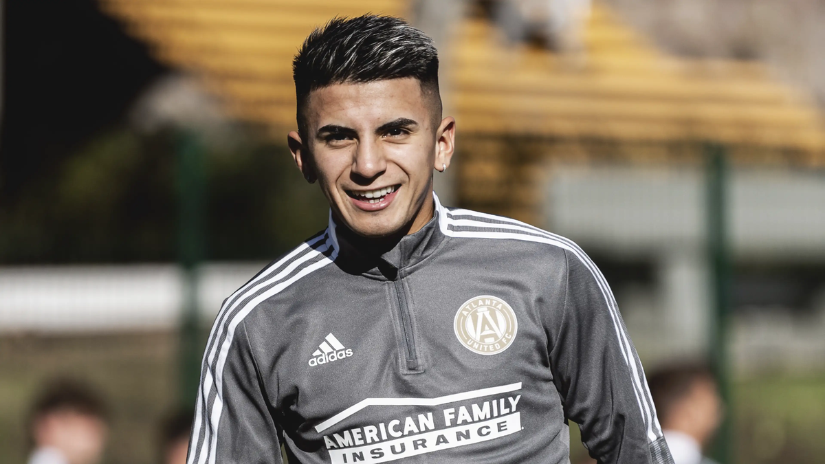 La Joaqui y Thiago Almada estarían empezando una relación: los detalles