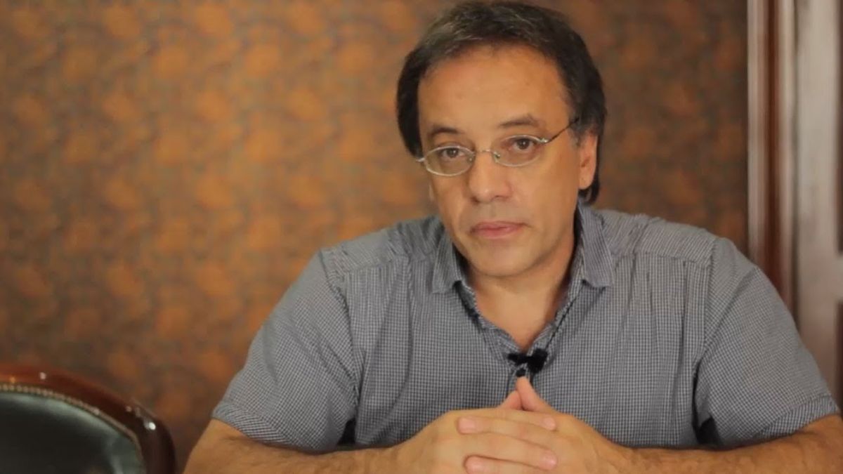 Enrique Font: “No le creo nada a Pullaro”