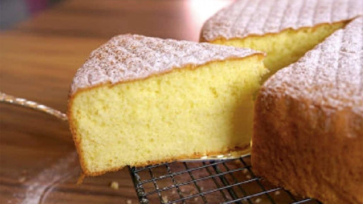 Receta fácil y rápida del clásico bizcochuelo