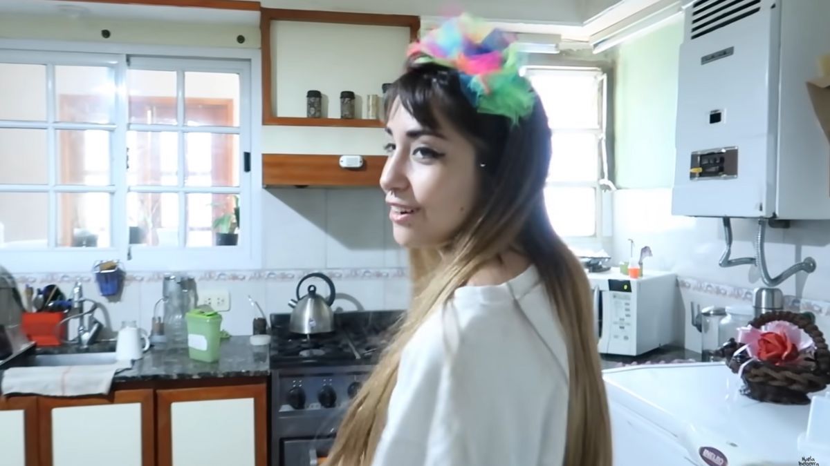 Así es la humilde casa donde comenzó su carrera María Becerra en ...