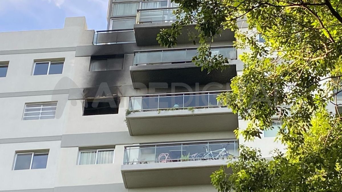 Un incendio en un décimo piso generó alarma en barrio Sur de Santa Fe