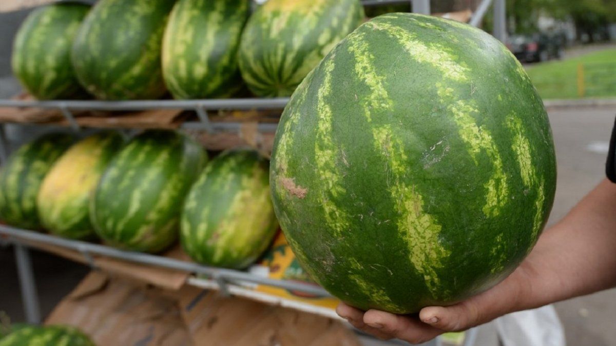 Video: la sandía que respira en un supermercado y se volvió viral