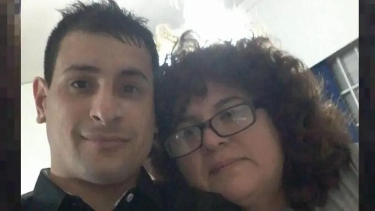 Horror en La Matanza: un hombre con esquizofrenia fue detenido por decapitar a su madre con un hacha