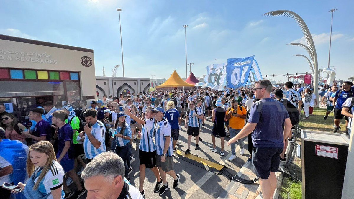 Mundial Qatar 2022: las fotos y los videos del masivo banderazo ...