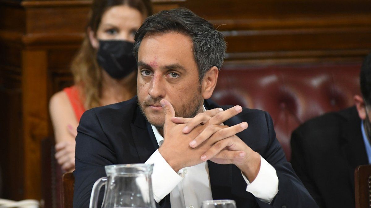 Cabandié apoyó lucha contra incendios forestales y manejo de residuos ...