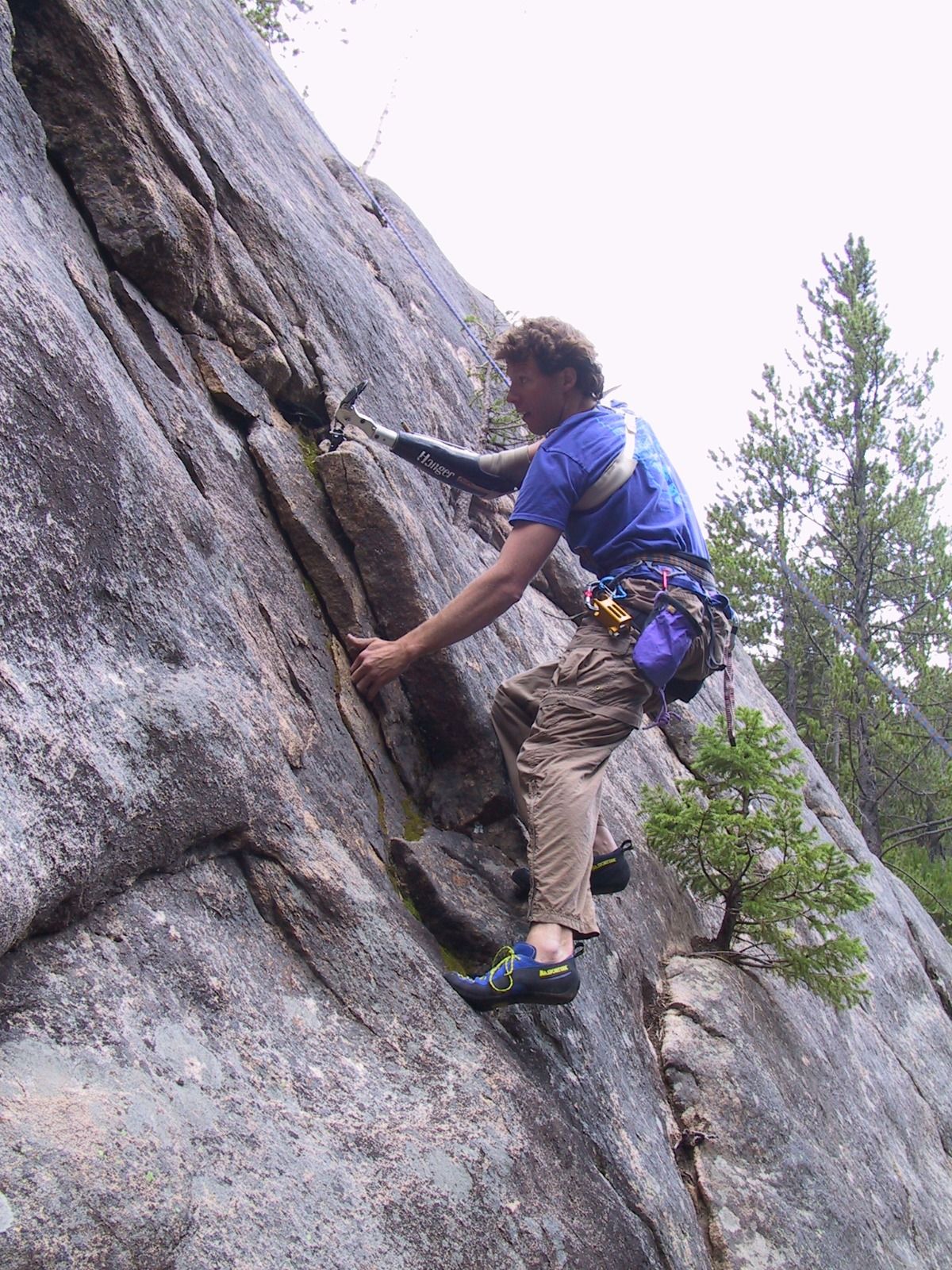 Aron Ralston, el escalador que se amputó un brazo para poder salvar su vida