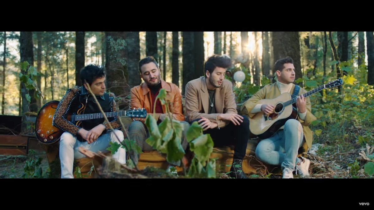 Sebastián Yatra y Reik se encuentran en “Un año”