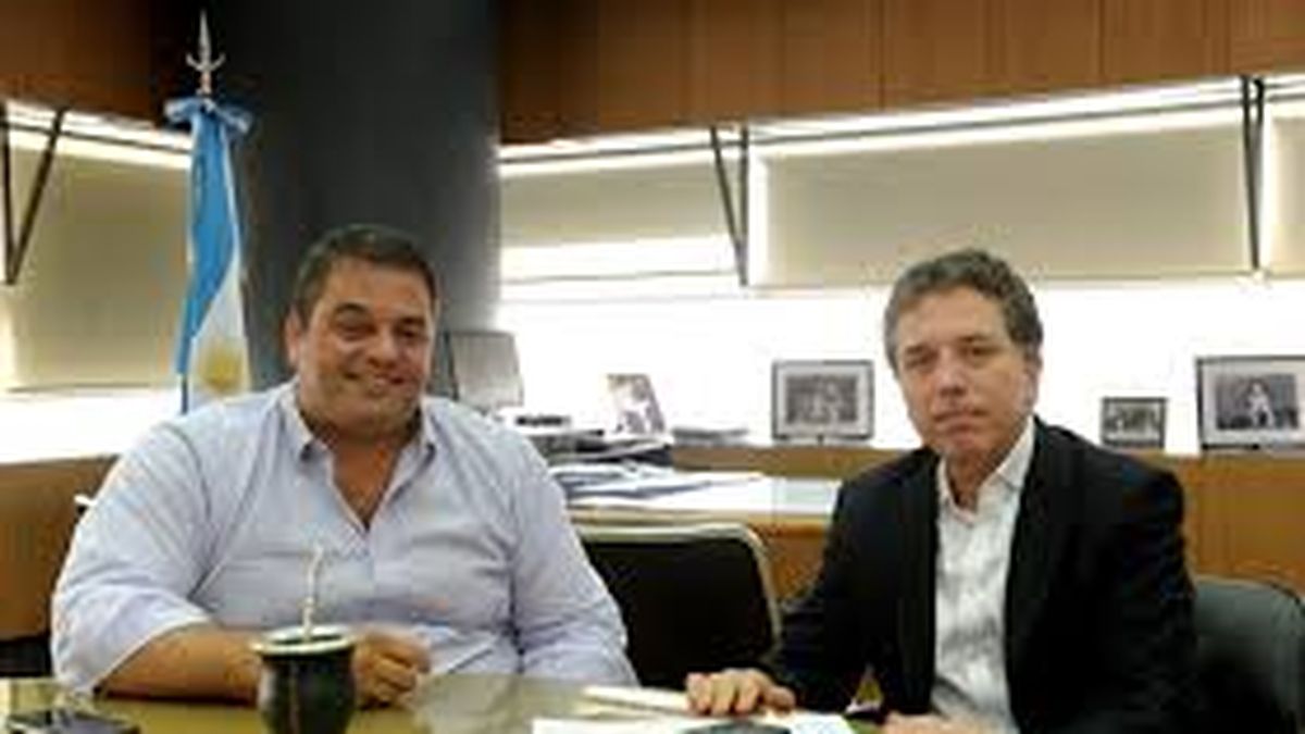 Triaca defendió a Dujovne: “Está siendo atacado por cosas injustas”