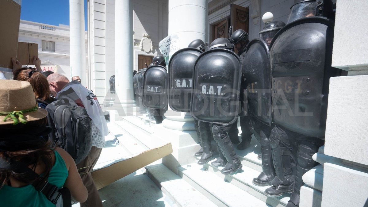 La Justicia Avaló Peritar Los Celulares De Los Gremialistas Imputados Por Los Disturbios En La