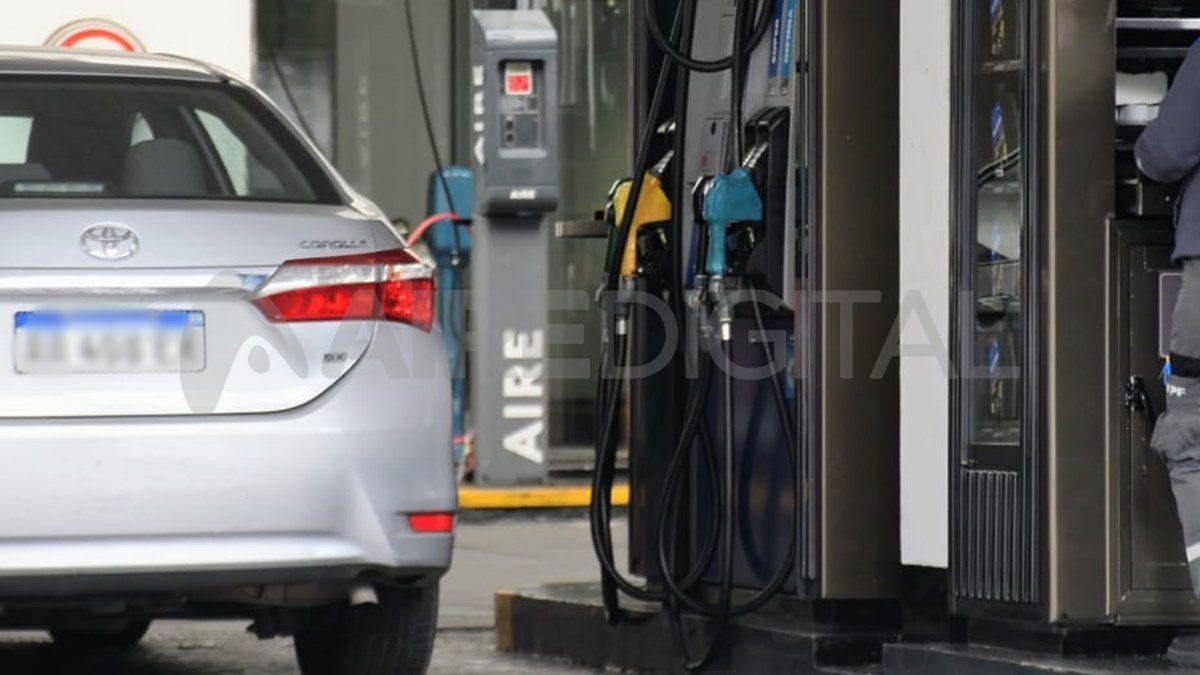 Aumentó la nafta en Santa Fe: cuánto sale el litro de combustible en YPF, Shell y Axion