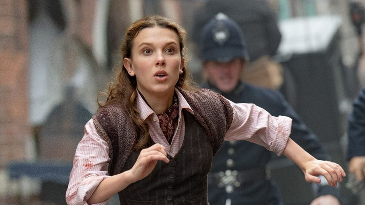 Millie Bobby Brown y Henry Cavill protagonizan las primeras fotos de ...