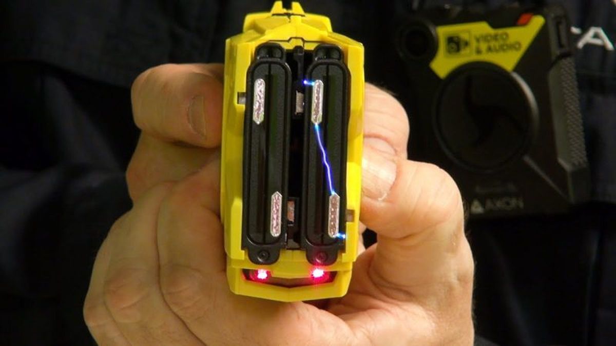 Conocé las características de las pistolas Taser, según un experto