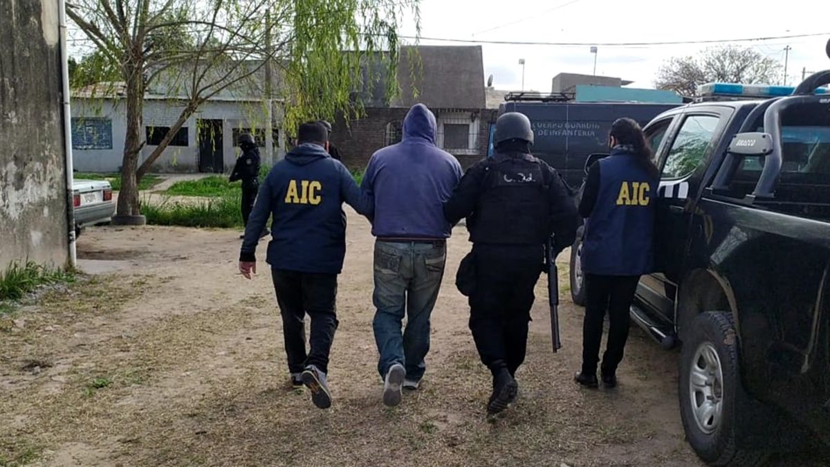 La Agencia de Investigación Criminal (AIC) realizó 4.994 allanamientos ...