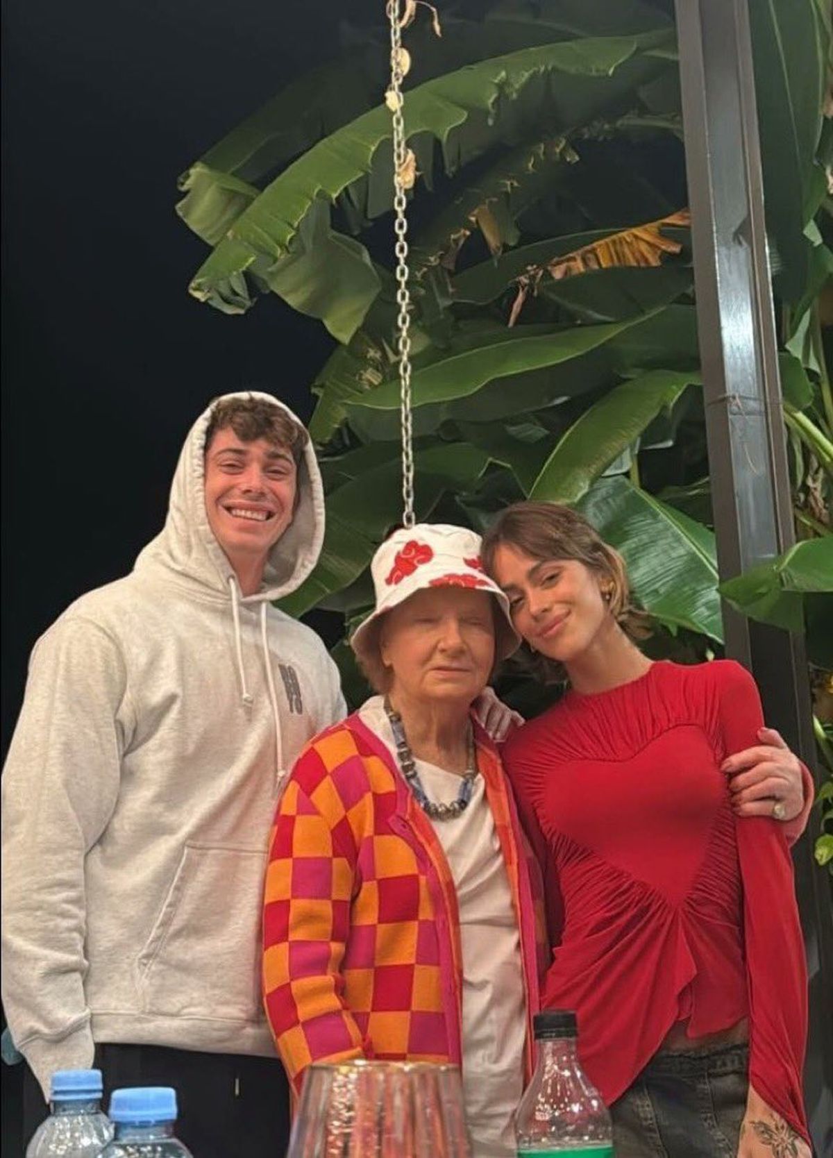 Tini Stoessel mostró el resultado de su cirugía estética y sus fans ...