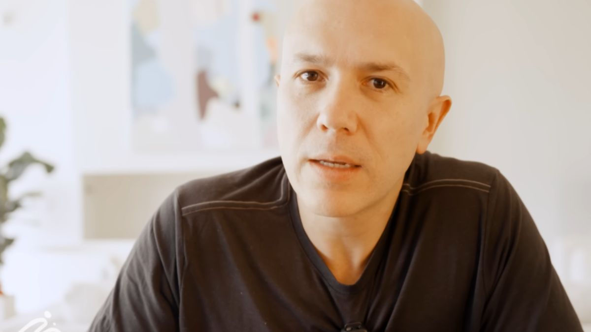 Carlos Jaramillo, médico: Si tu cuerpo necesita café, algo está mal