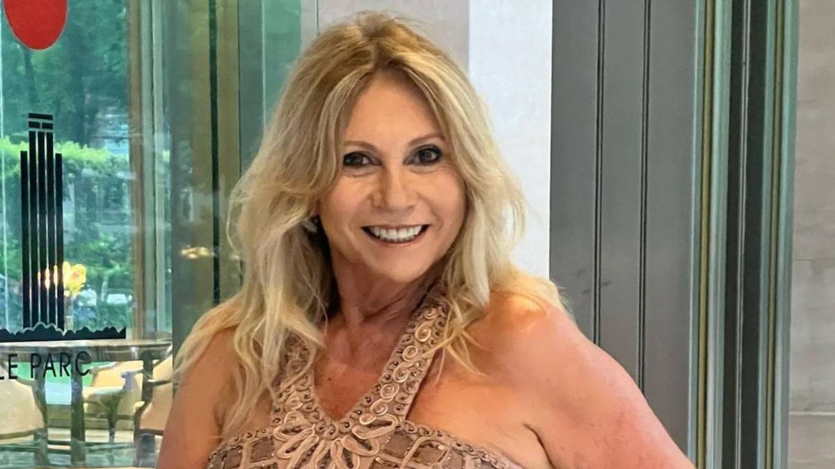 Ana Rosenfeld, diosa a los 69: deslumbró con una bikini amarilla en Punta