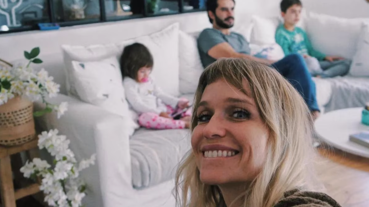 Así es la moderna y canchera casa de Brenda Gandini y Gonzalo Heredia