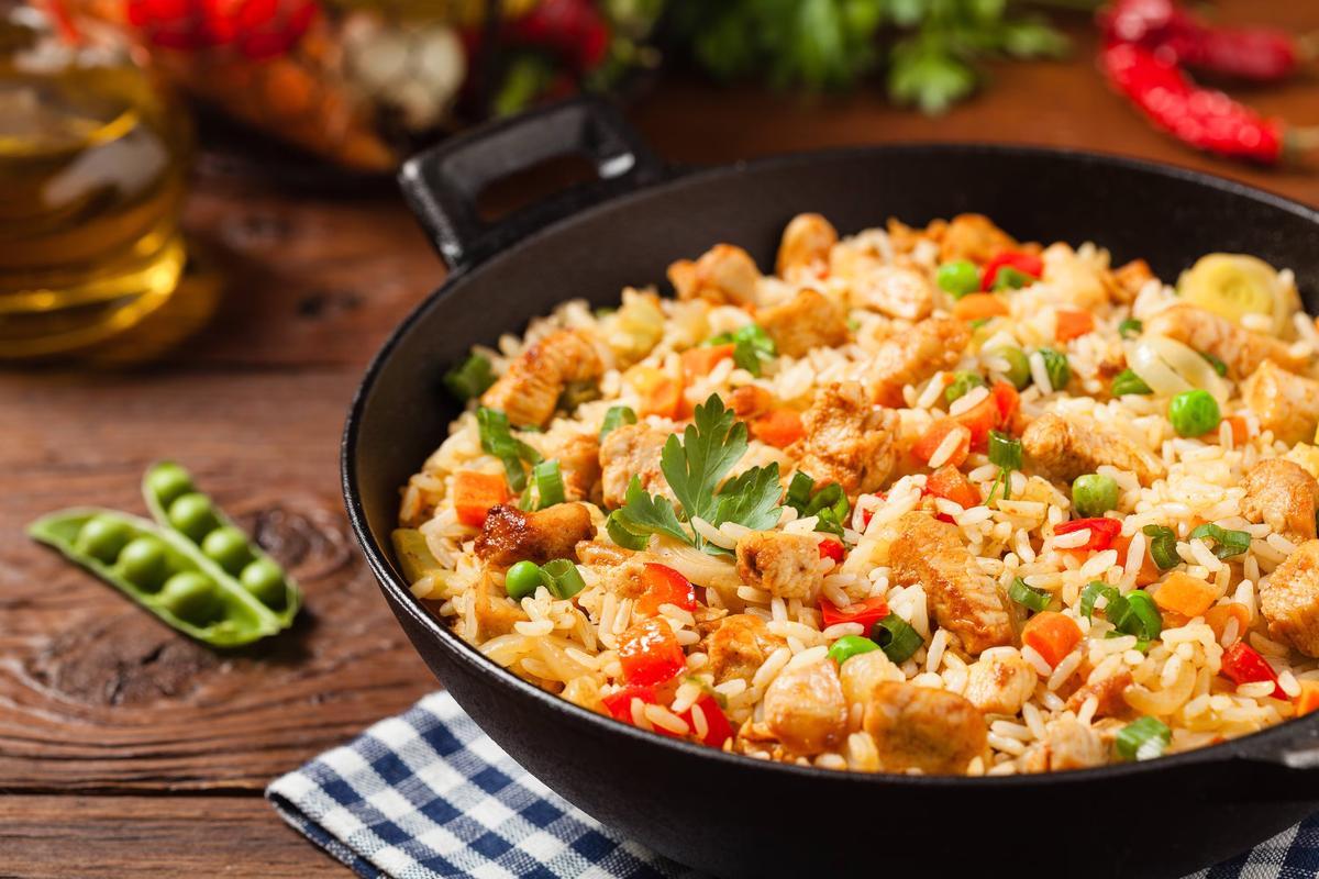 Cómo hacer arroz con pollo usando pocos ingredientes: la receta fácil ...
