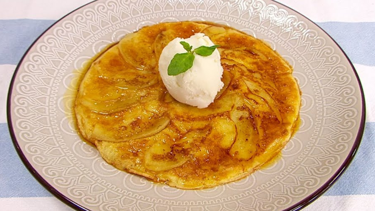 Panqueque de manzana flambeado: la receta más fácil para sorprender a ...