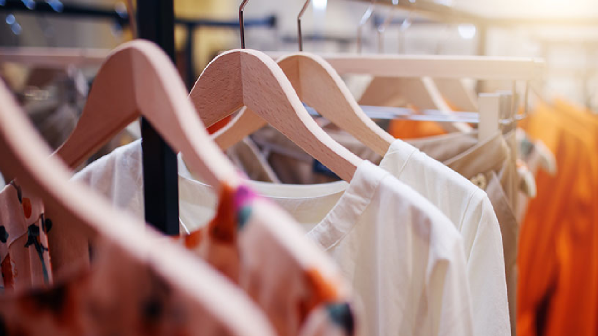 Cómo cuidar la ropa para que dure más tiempo y evitar el desperdicio textil