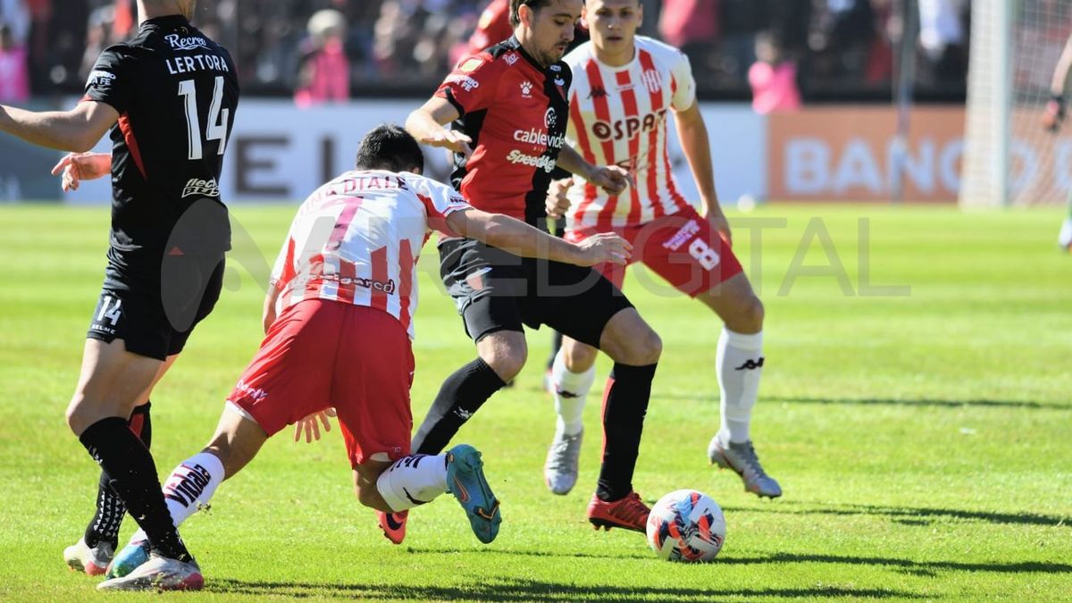 Clásico Santafesino: las mejores fotos del empate entre Club Atlético ...