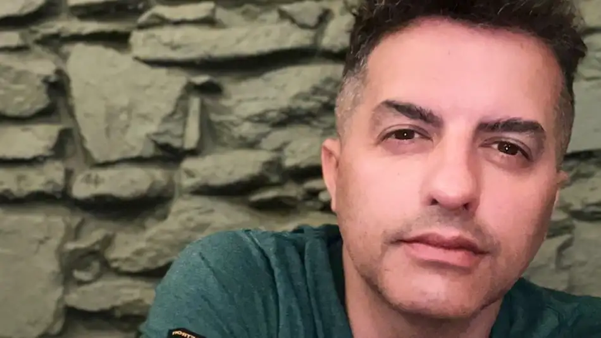 Ángel de Brito hizo una confesión intima sobre su vida amorosa: "Muy"