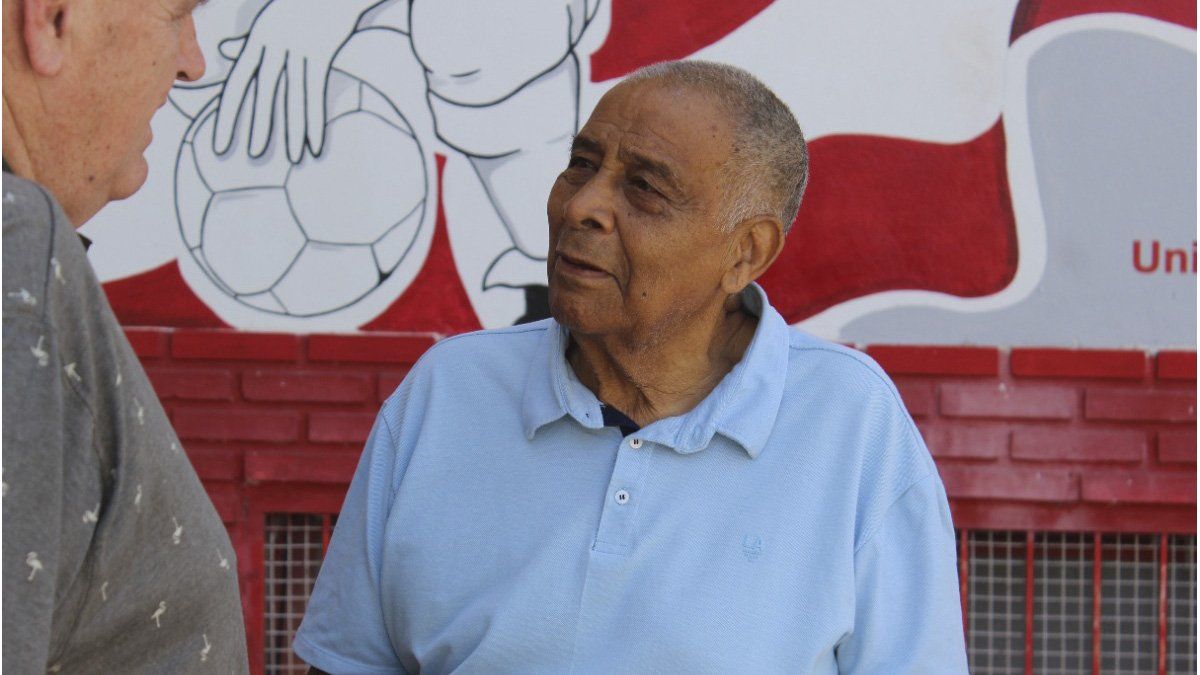 Murió Luis El Negro Sauco, una leyenda de Unión