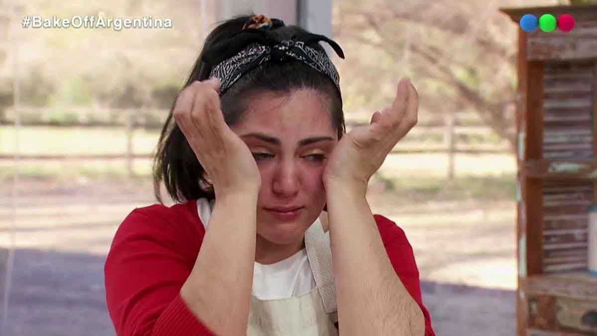 El duro momento que vive Samanta de Bake Off a poco de la final