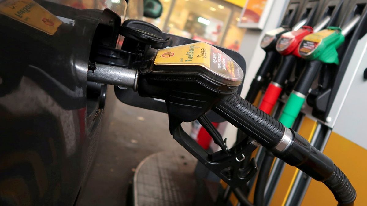 Nuevo aumento de naftas: anticipan que los combustibles subirán un 27% desde este miércoles