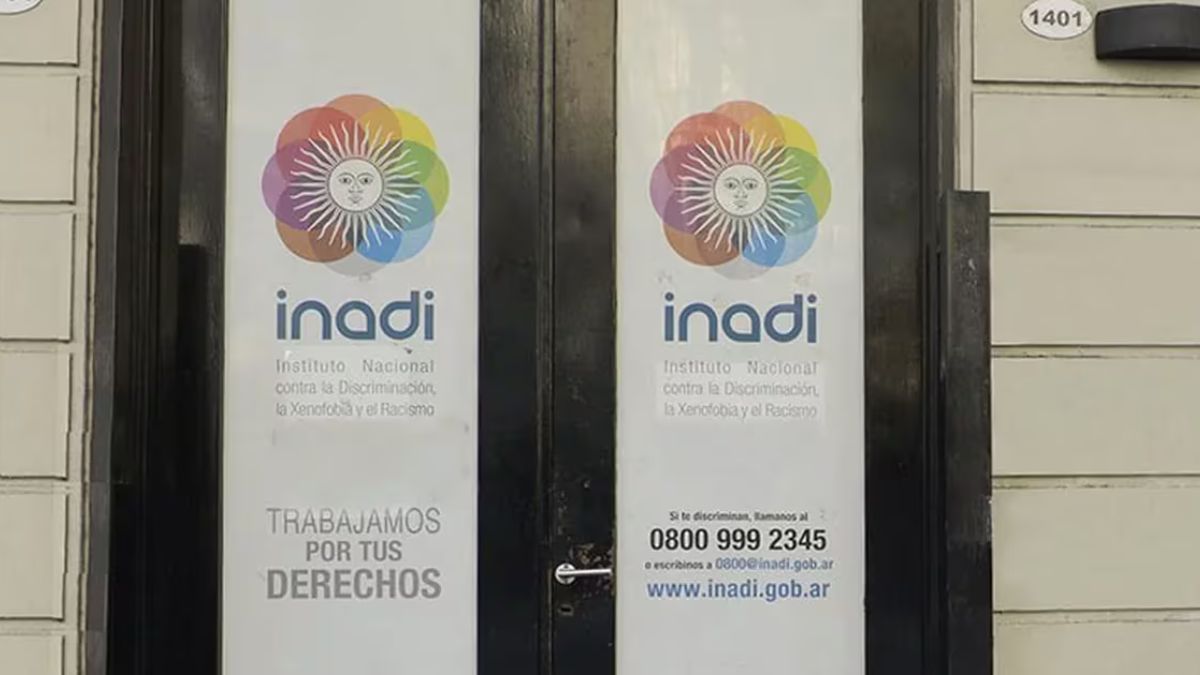 El Gobierno oficializó el cierre del INADI: Faltaba su muerte ...