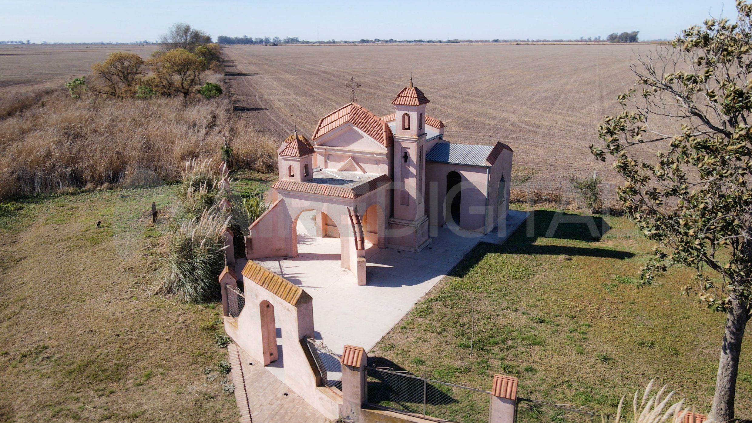Capillas chacareras: una zona de promesas que todavía resiste en el ...