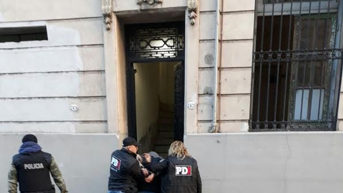 PDI detuvo a dos personas por 7 robos calificados