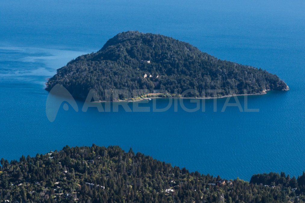 Proyecto Huemul: expedición a la isla de Bariloche en la que hace 70 ...