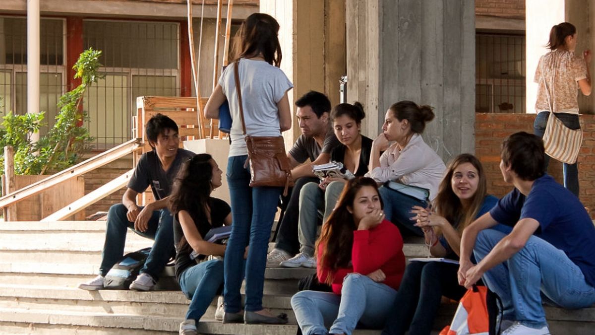 UNL abrió las inscripciones a sus carreras presenciales y a distancia ...