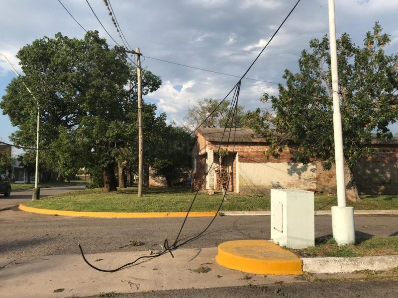 Temporal en Sauce Viejo: la EPE trabaja para restablecer el servicio ...