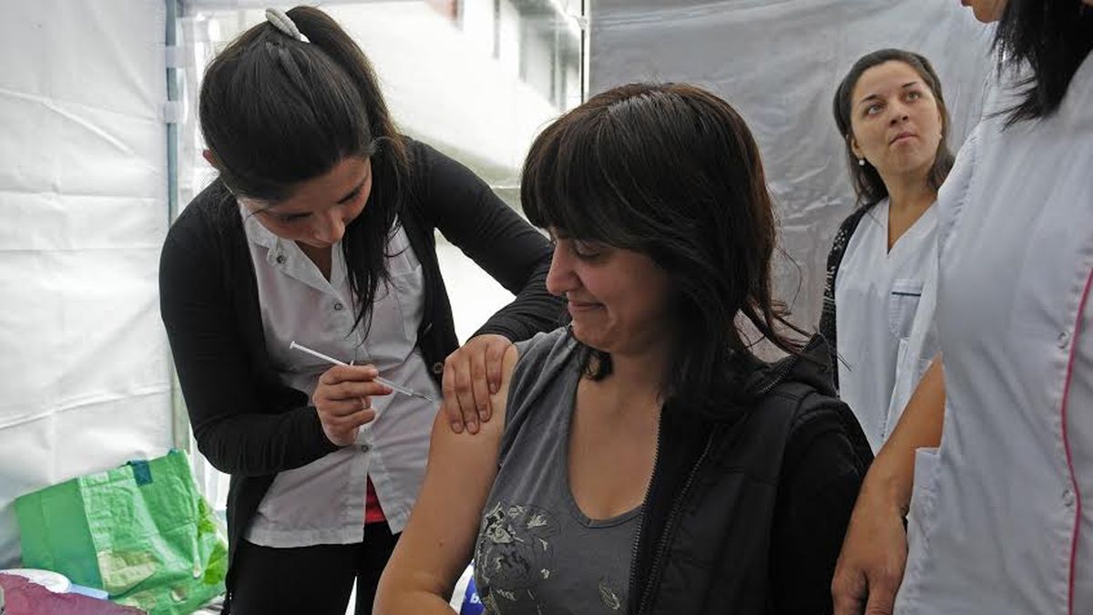 La provincia realiza una campaña de vacunación contra la hepatitis