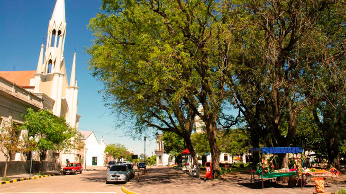 Escapada una hermosa ciudad de Entre Ríos a orillas del río Paraná, con ...