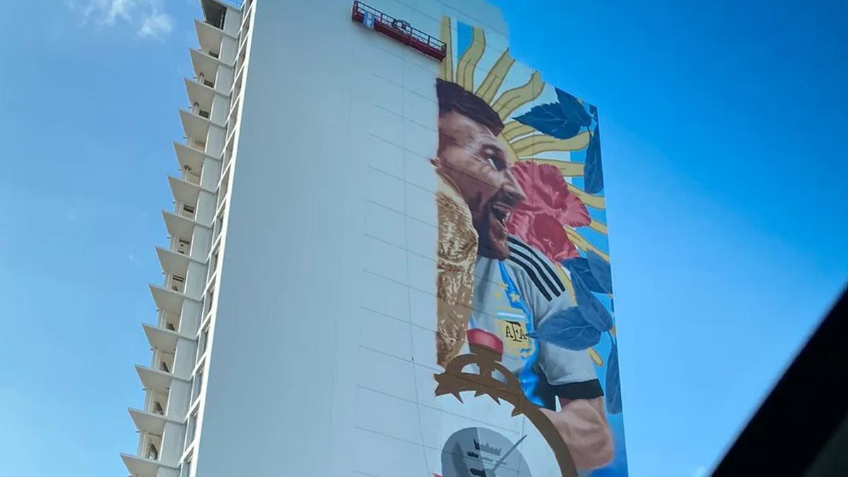 El increíble récord mundial que supera el mural de Lionel Messi en Santa Fe