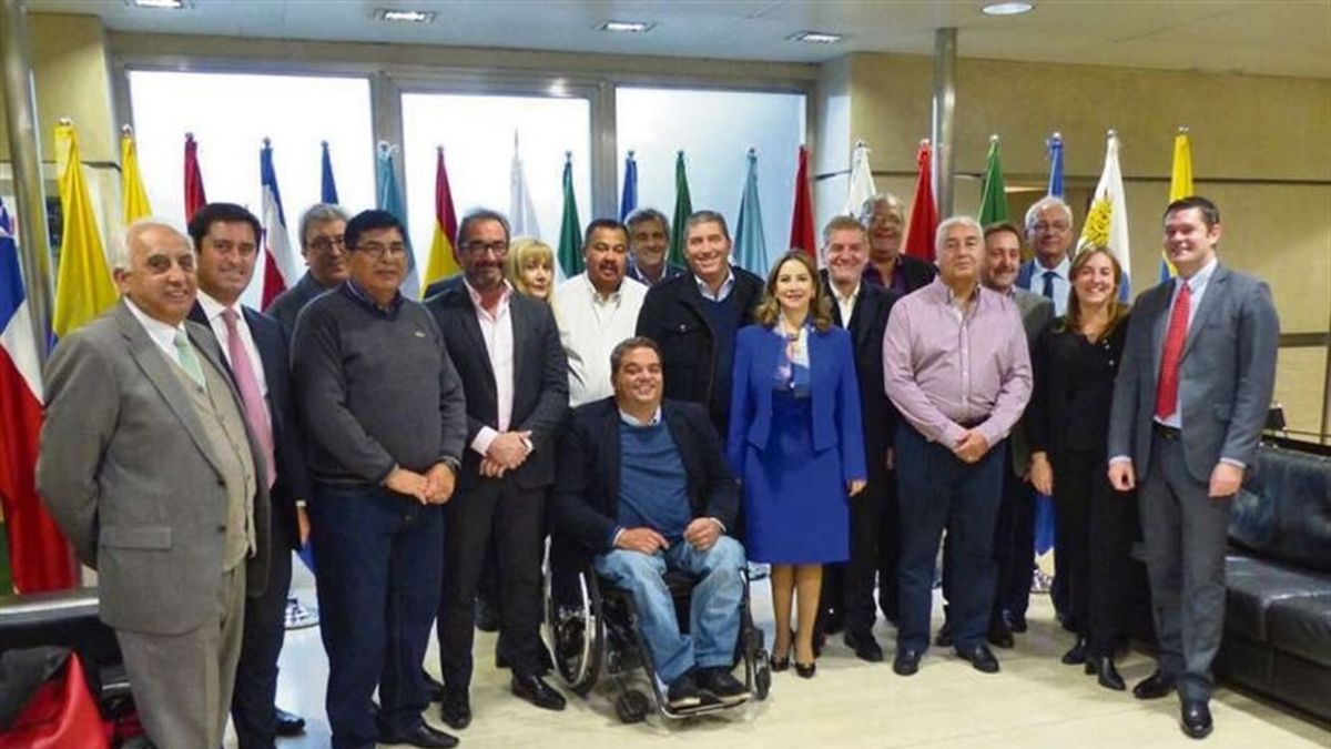 El Gobierno avanza con un proyecto de paridad salarial