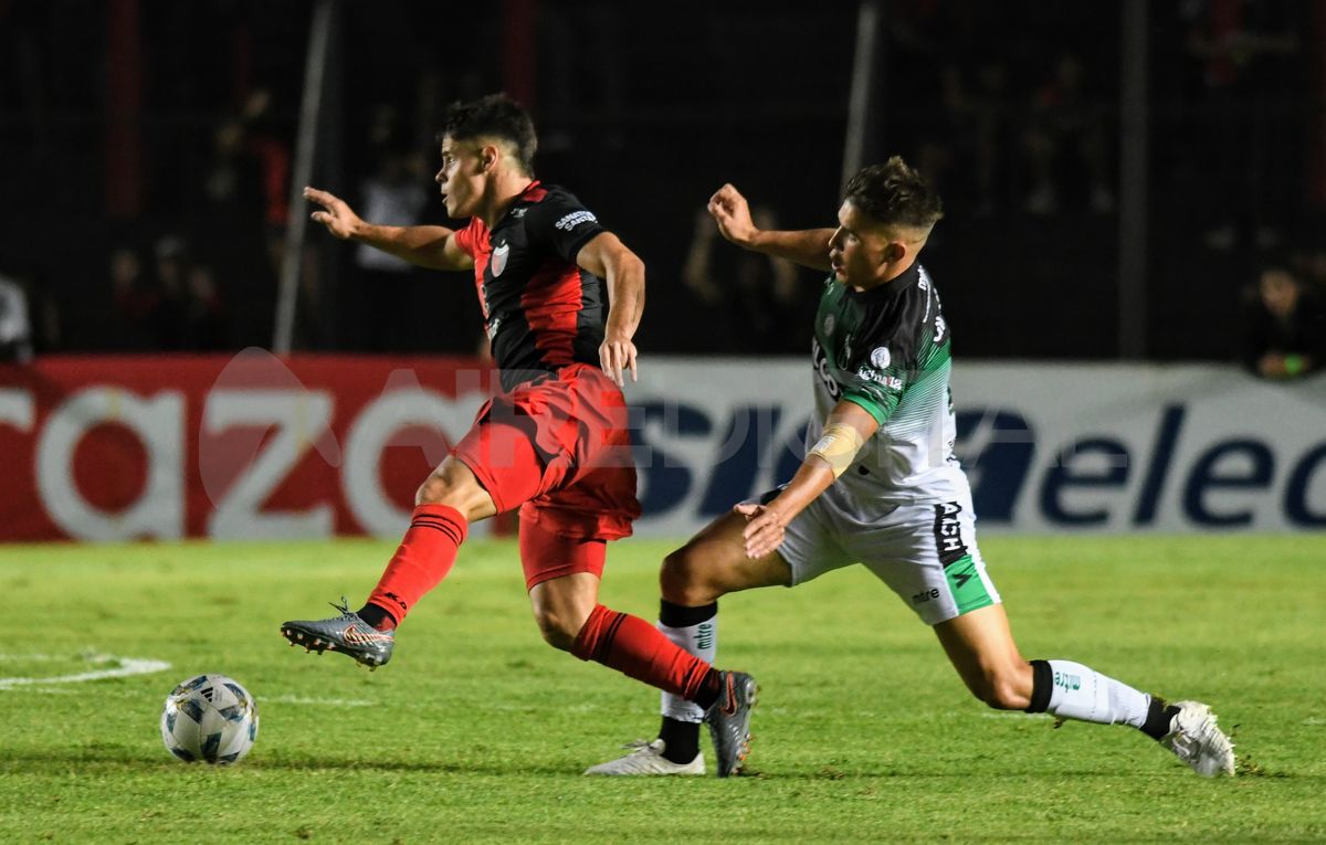 Colón mostró carácter, se lo dio vuelta a Chicago y volvió a la cima ...