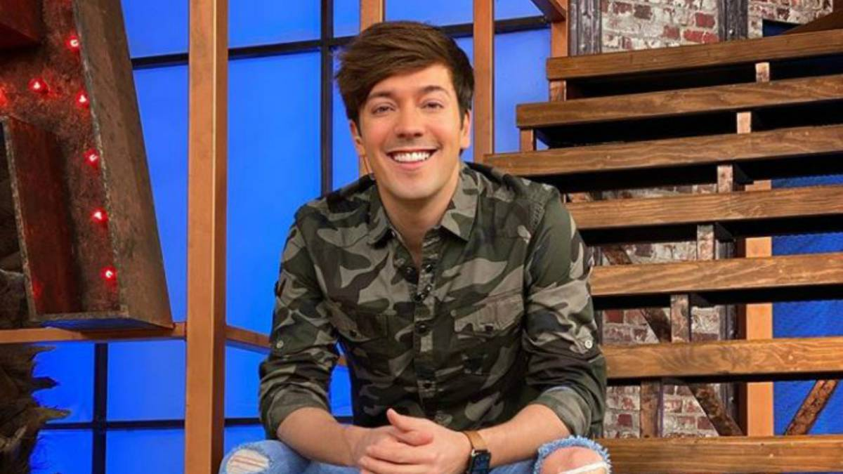 Roger González comparte cómo fue su último día en Disney Channel hace 9 ...