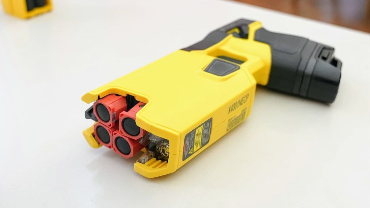 Pistolas Taser: cómo funcionan y cuántas se distribuyeron en la capital