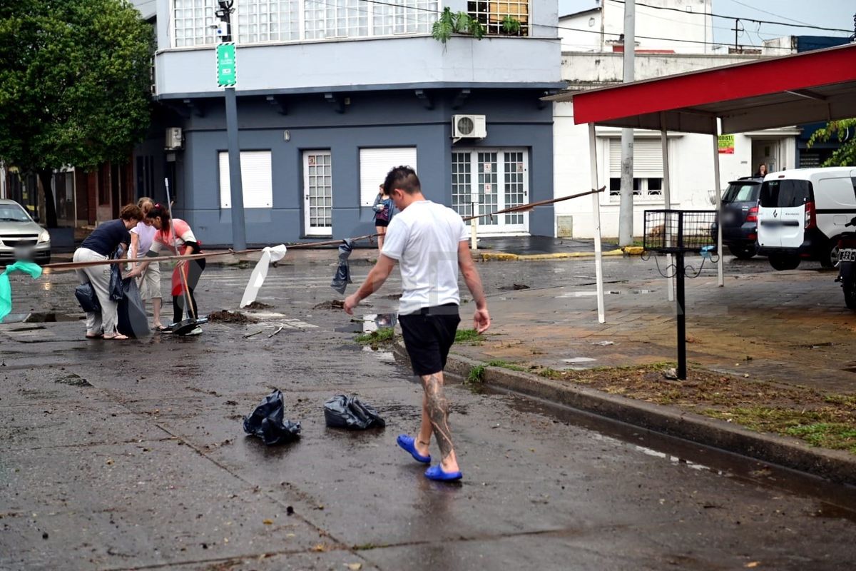 Elecciones 2023: las fotos de la tormenta que complicó la jornada ...