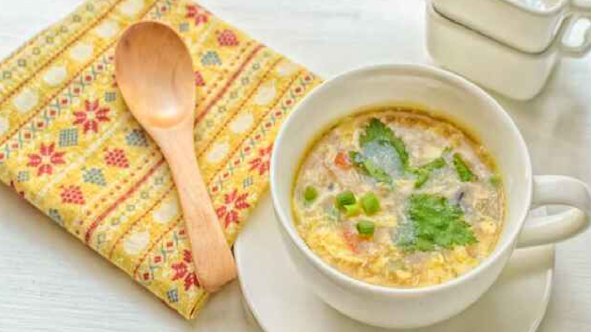 Receta de sopa en dos minutos con un ingrediente que siempre tenés