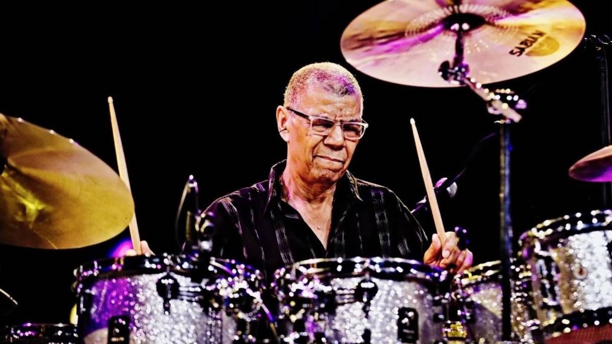 Jack DeJohnette, la leyenda del jazz moderno que redefinió la batería ...