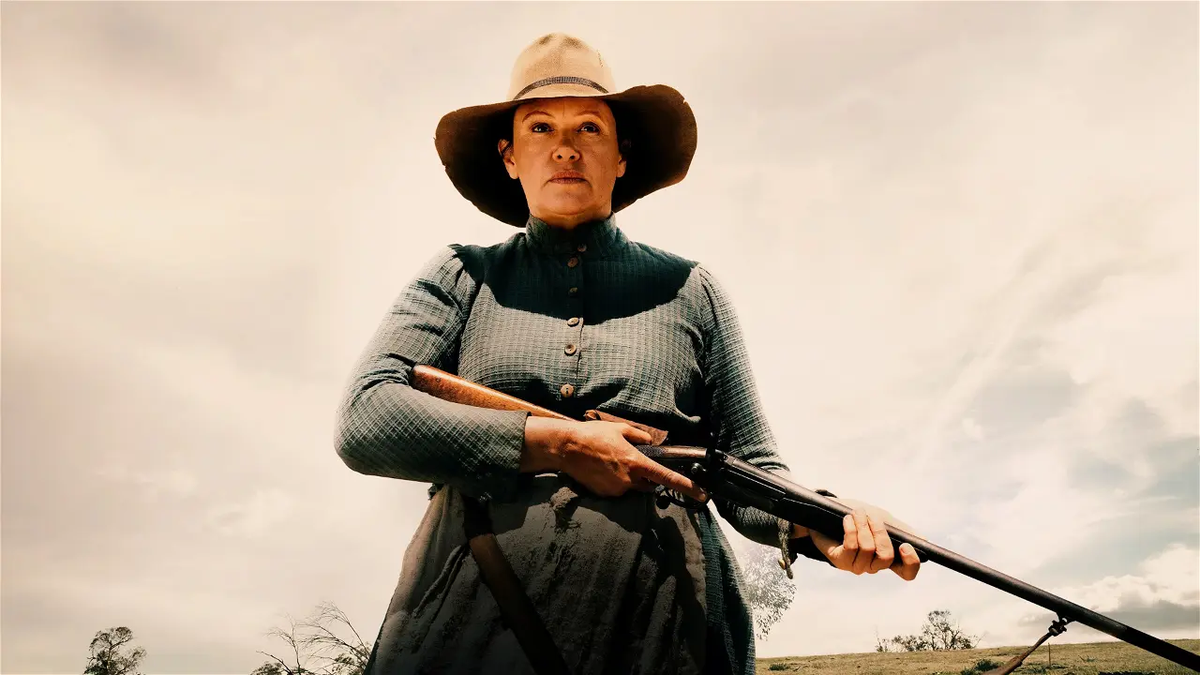 El imperdible western que dura 1h 49m, está protagonizado por Leah ...