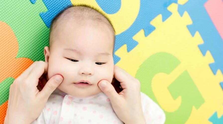 Esta es la razón por la que querés pellizcarle los cachetes a los bebés