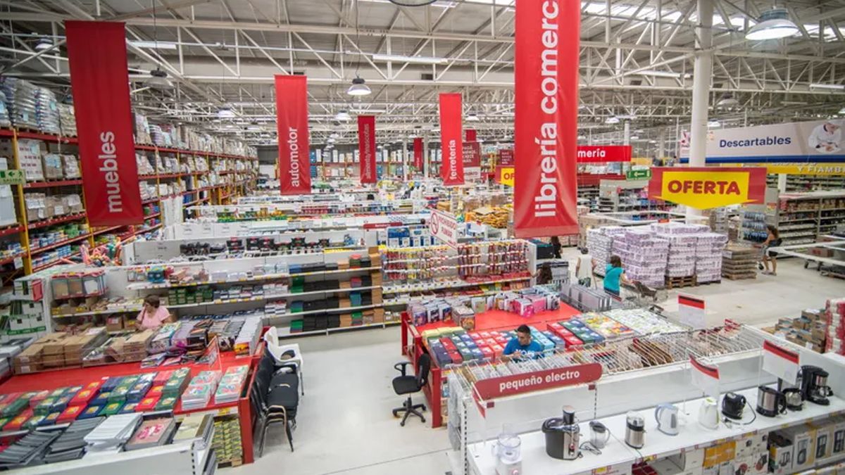 La cadena de supermercados Makro se va de la Argentina: cómo impacta ...