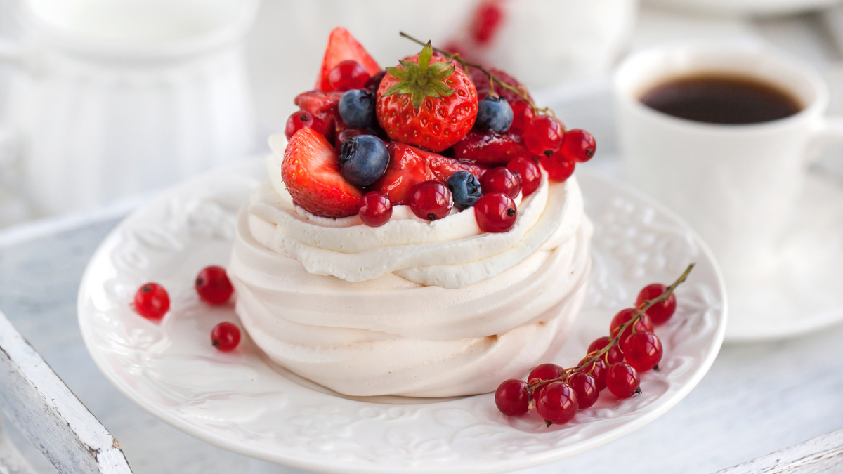 Cómo hacer pavlova: el postre que no te podés perder