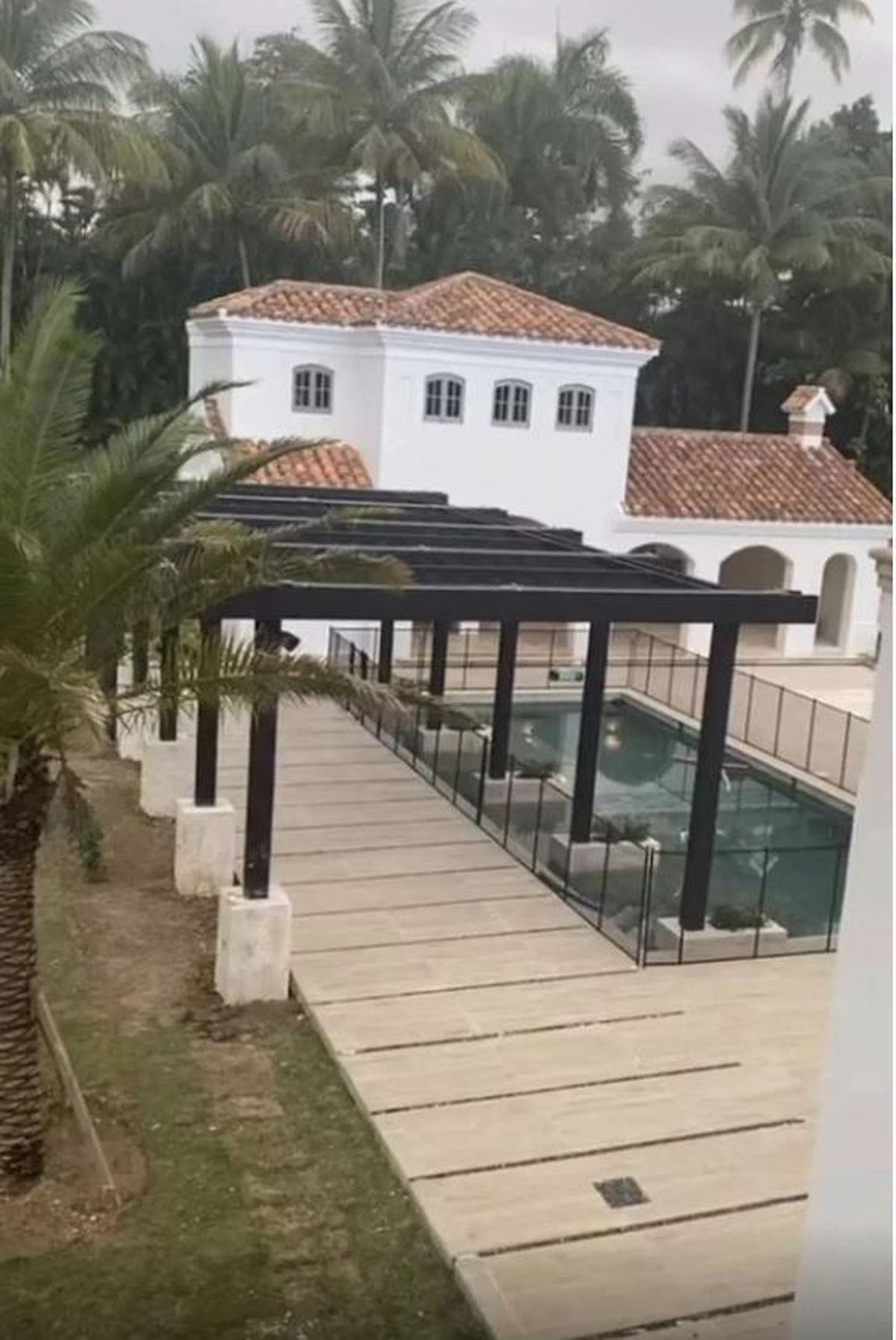 Así es la espectacular casa de Ricky Martin en Beverly Hills: con sala ...